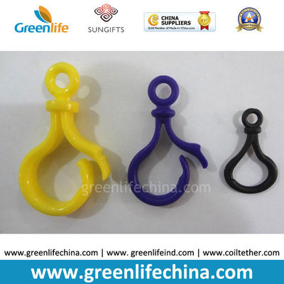 8.5x5.6x0.7mm Big Size Plastic Carabiner Hook Popular Military Colors supplier